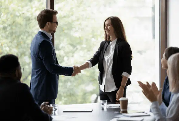 Performance Incentive Programs with Branding Resources